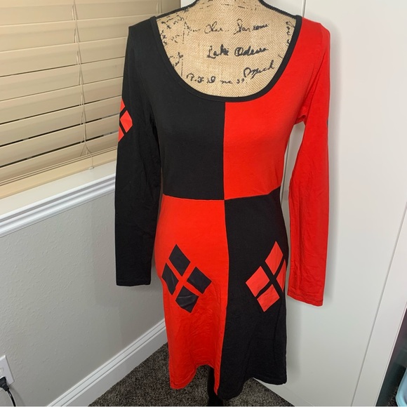 DC Comics | Dresses | Dc Comics Originals Harley Quinn Stretch Dress ...